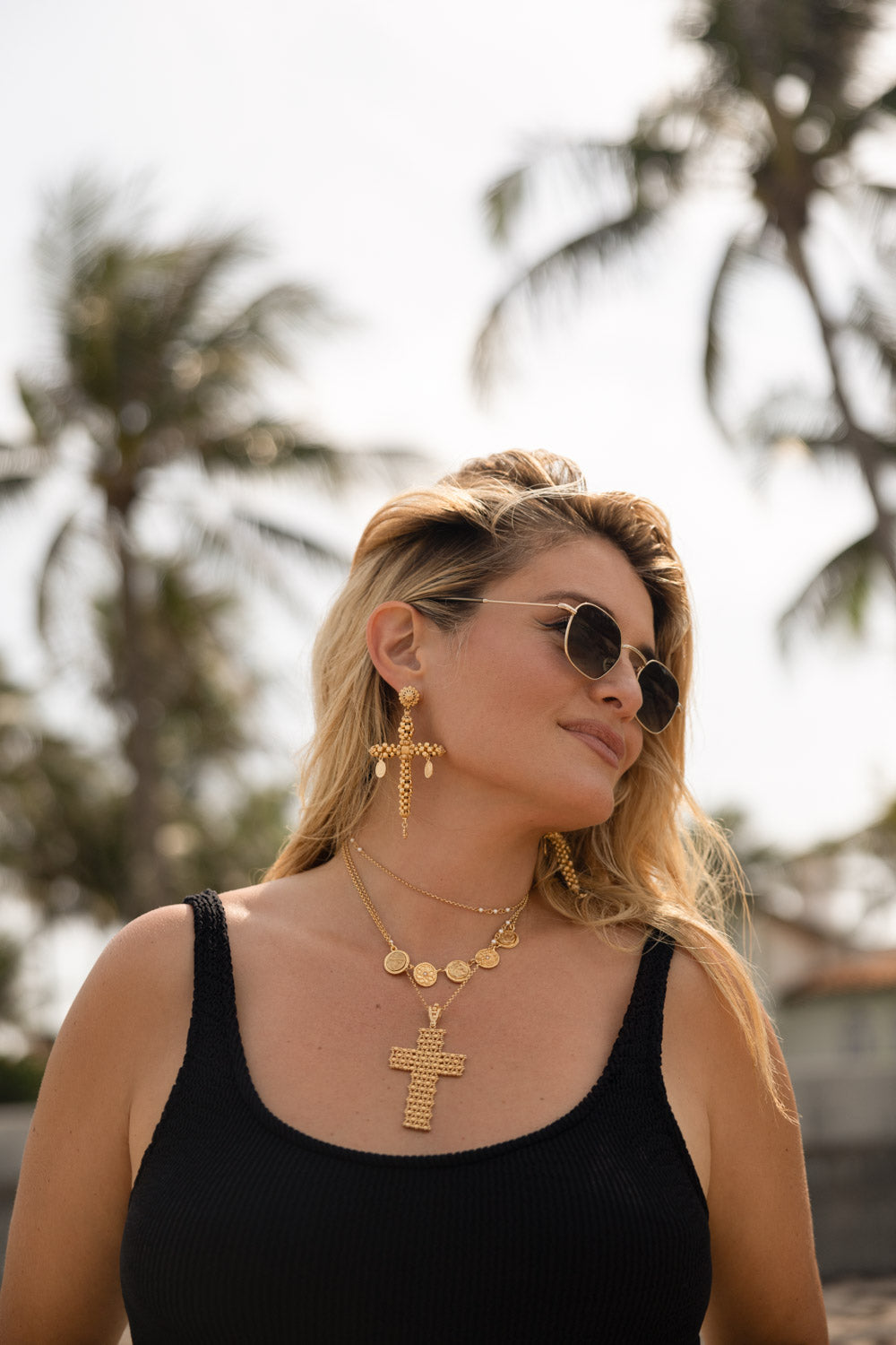 Daphne Oz X Soru The Lisa Mesh Cross Necklace – SORU JEWELLERY